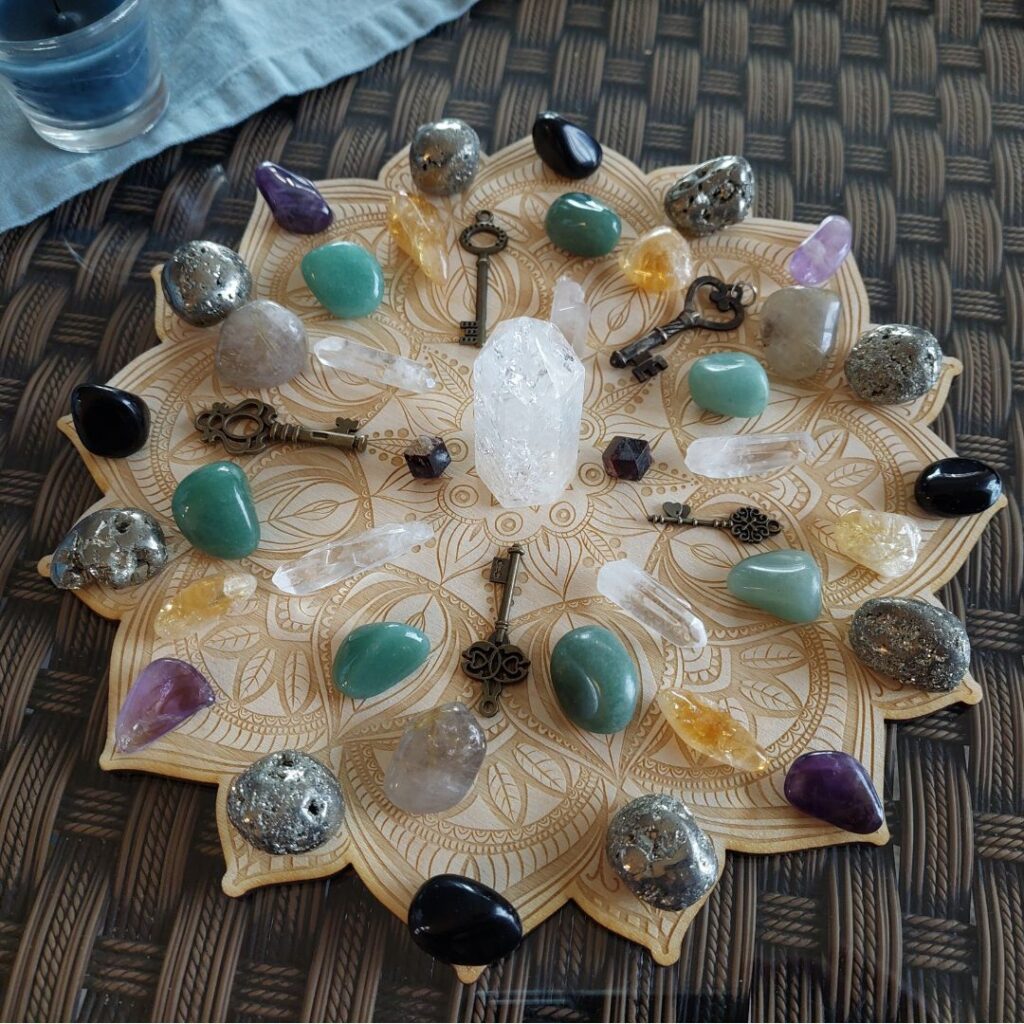 Beautiful, Magical, and Powerful Crystal Grids - Body Mind Spirit GUIDE